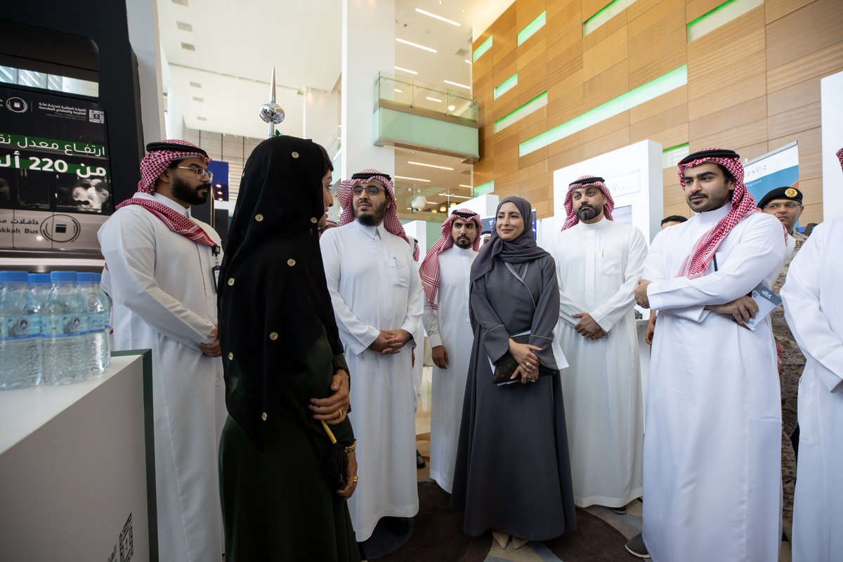 حافلات مكة On Twitter Rt Rcmc Ksa اشادت الدكتورة أميمة بامسق وكيل