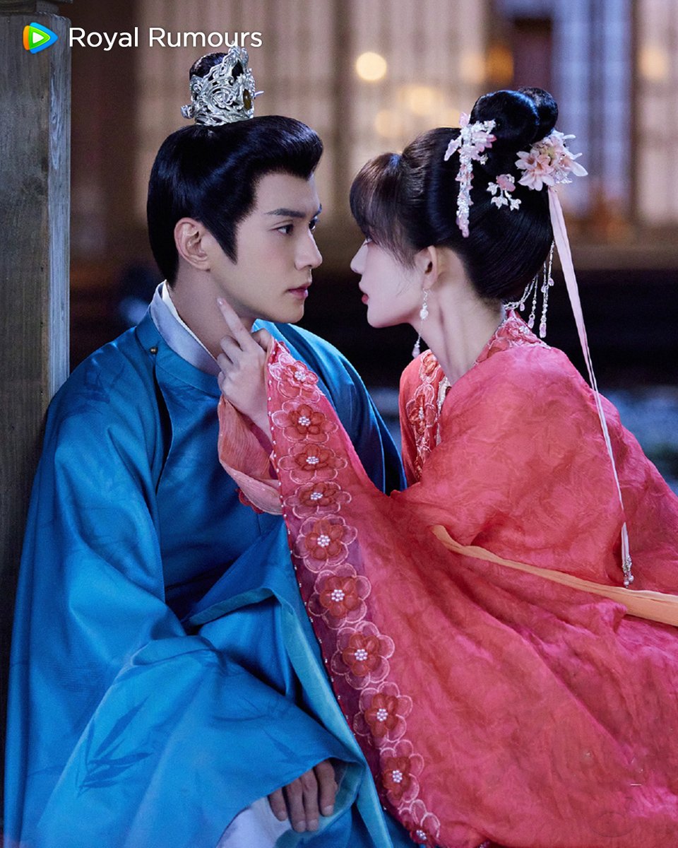 WeTV.Official on Twitter: "Slowly approaching, gradually falling in love ️ #RoyalRumours is ...