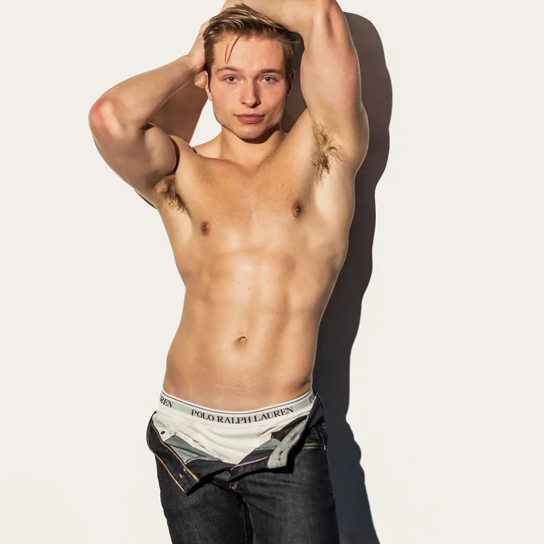 Mathew-Leigh on Twitter: "Posted @withregram • @pnvoriginal Cali hottie @stephen.moreau by ...