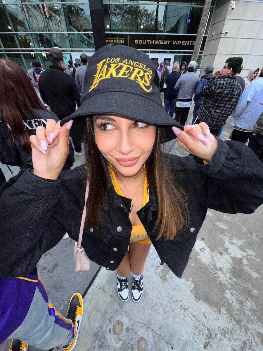 Onlyhdgirls πΉ On Twitter Rt Simpinainteasy Gianna π