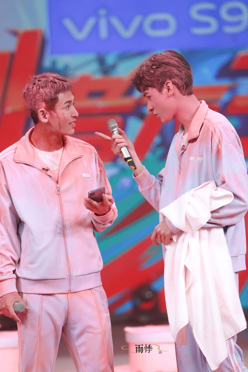 Zhang Zhehan o'Clock on Twitter: "#ZhangZhehan #张哲瀚 #GongJun #龚俊 #LLD #俊哲 #浪浪钉"