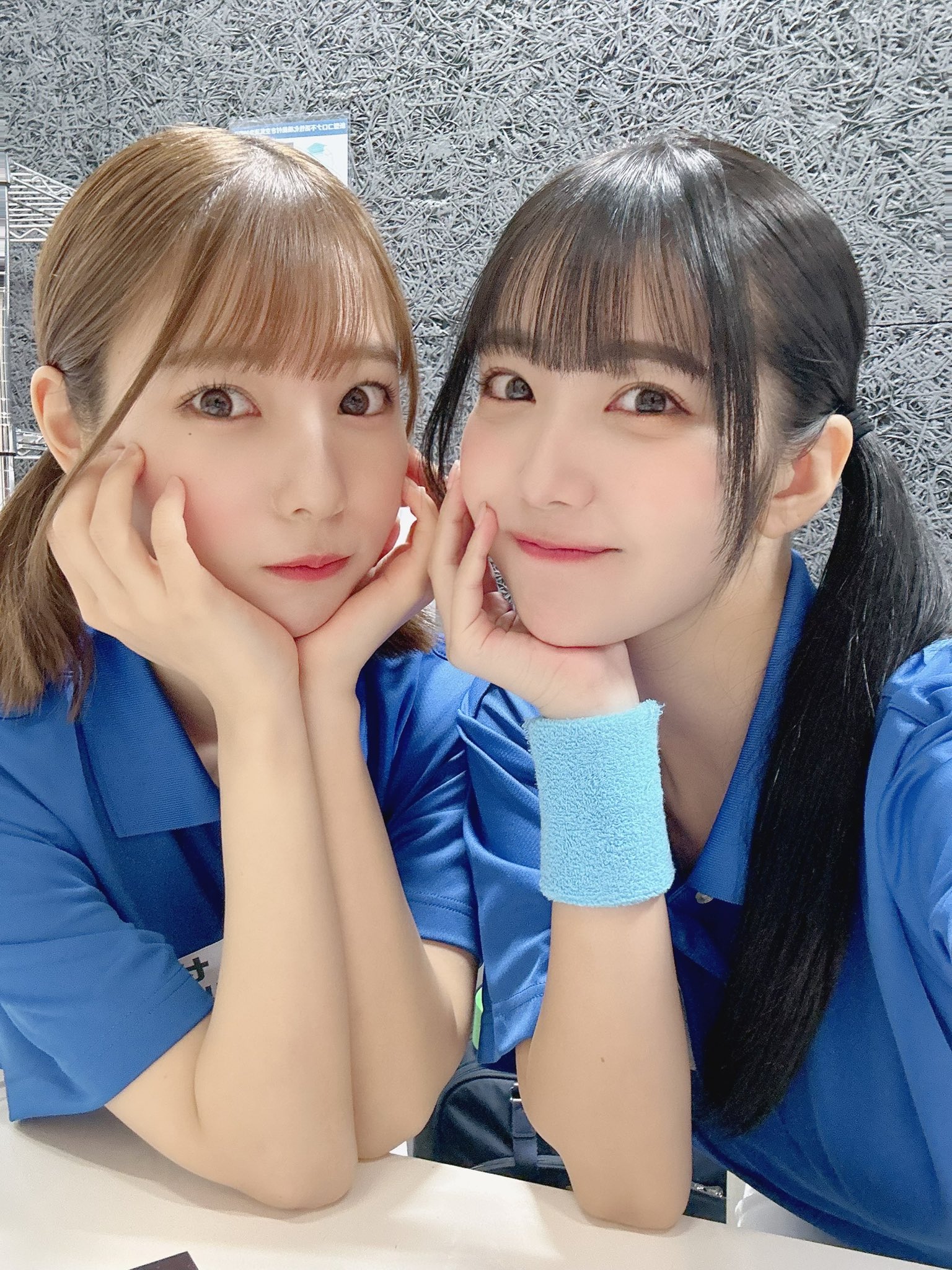 💋天羽希純 #2i2💋7/31ツアーファイナル on Twitter: "#ゼロイチバイト 引越し姉妹📦📦📦💓 撮影中〜！ https://t.co/uZONF5tkPQ" / Twitter