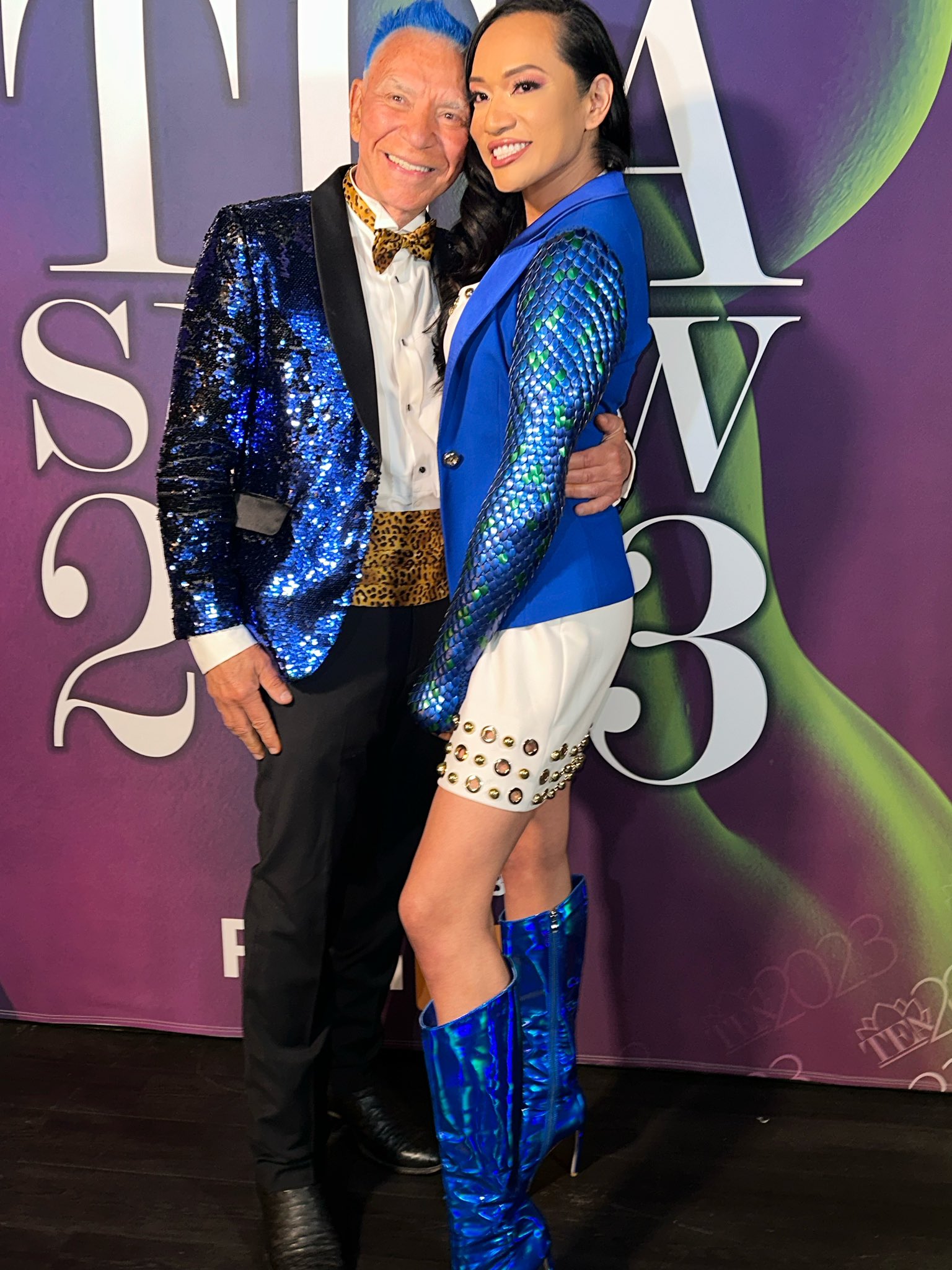 TW Pornstars - JESSiCA FOX. Twitter. Presented and award with my dearest friend, Doctor ...