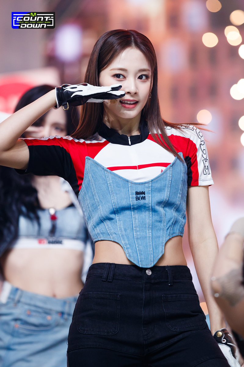 TWICE Indonesia on Twitter: "TWICE Comeback Stage at MCountdown #TZUYU #쯔위 #TWICE #트와이스 ...