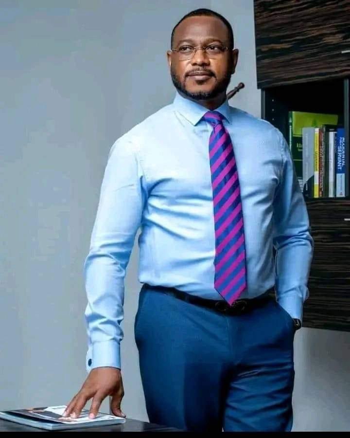 Yinka Oladejo on Twitter: "RT @fimiletoks: Dr. Dauda Lawal ( Gamjin Gusau ) - Zamfara State Govt ...