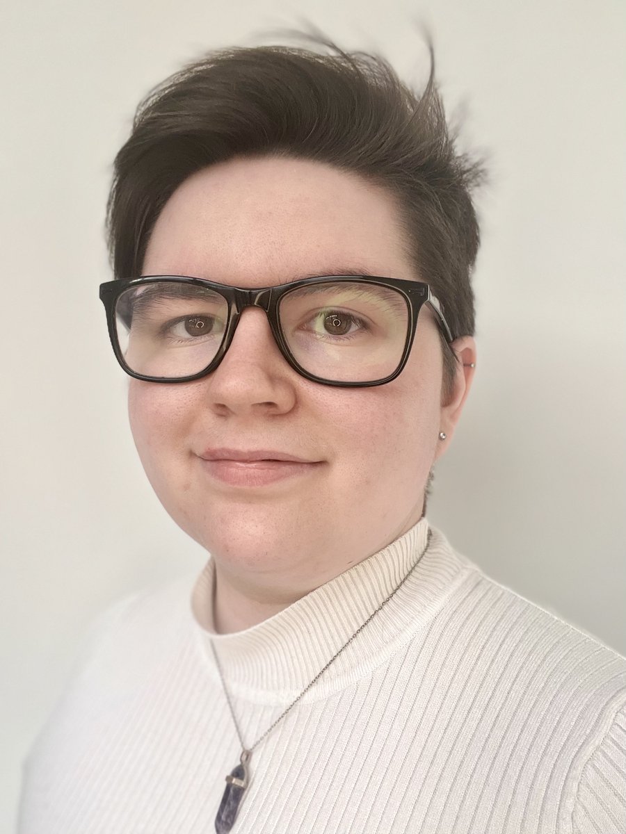 Chloe Eves | Voice Actor on Twitter: Chloe Eves | Voice Actor on Twitter: