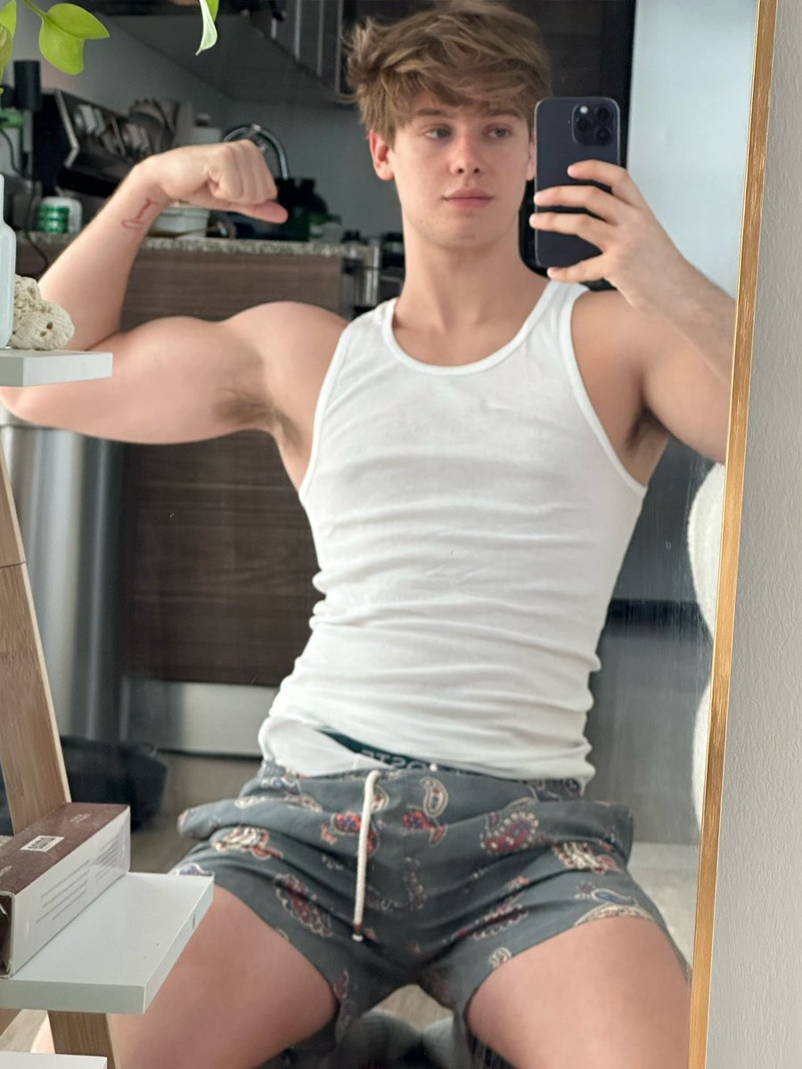 Twink Bananas913 Twitter Profile Sotwe