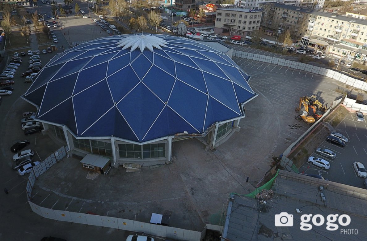 Хуульч Батхүү On Twitter Хөгжлийн банкны талаар зөндөө ярьлаа Гэтэл улсдаа ганц байдаг