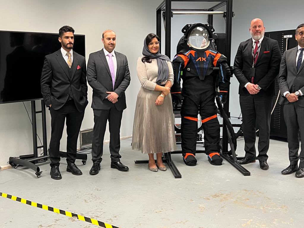 I met with #Saudi astronauts Ali & Rayyanah (the first Arab & Muslim ...