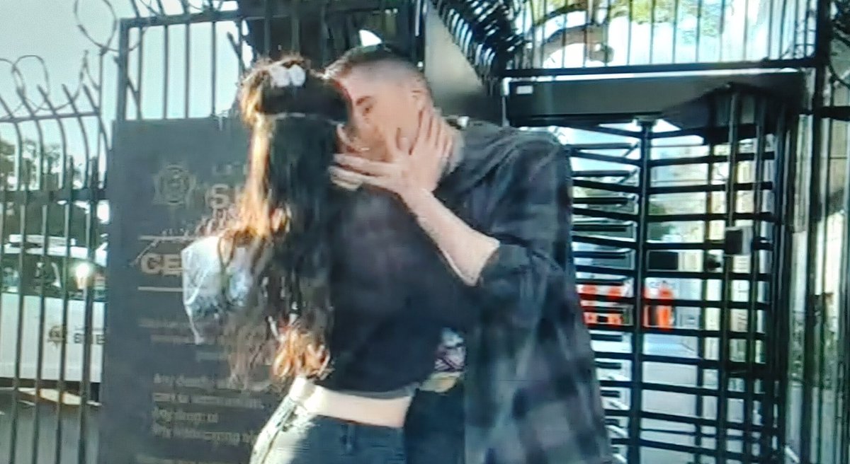 Chris 🥨 | Fan Acc on Twitter: "Well at least we got a Java kiss 🔥🫠 #TheRookie #Chenford"