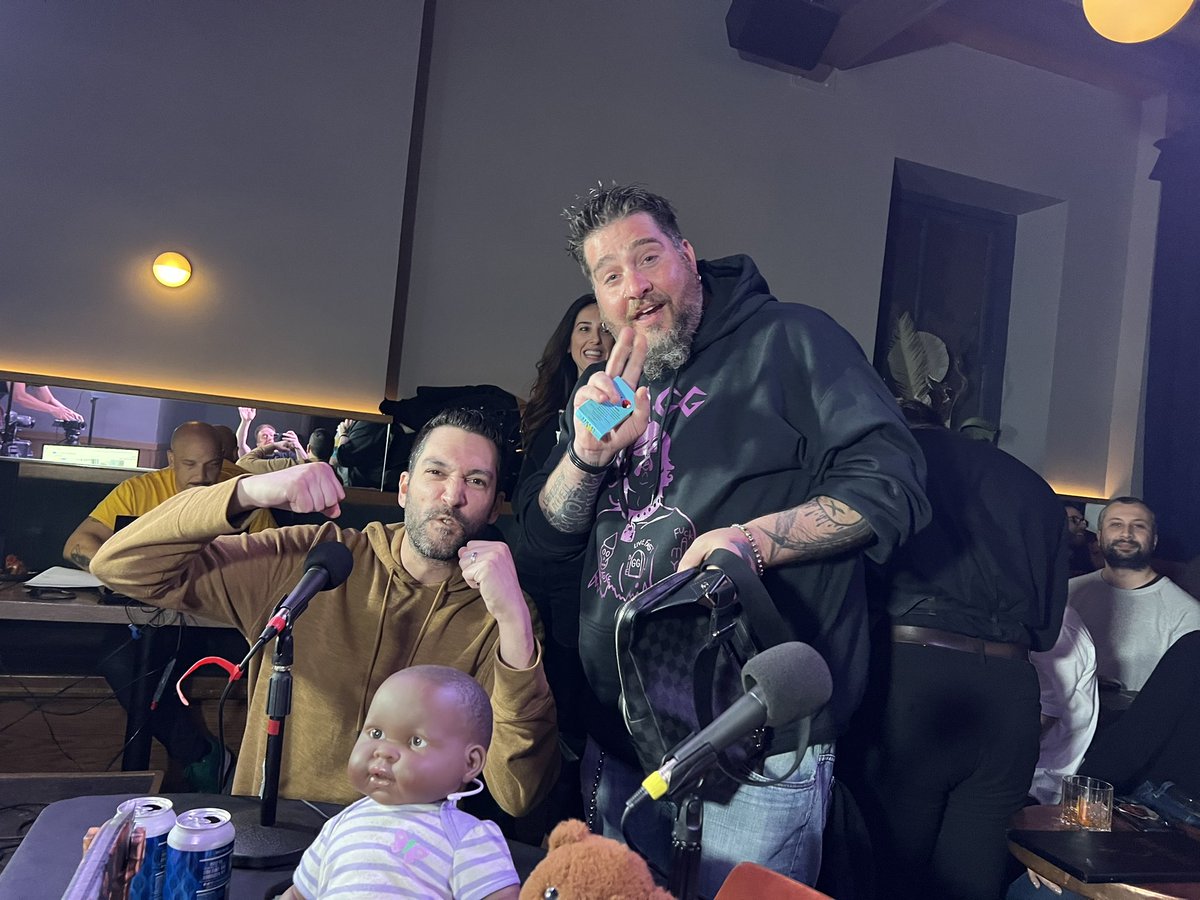 Anthony Cumia on Twitter: "I’m still recovering from Legion Of Skanks last night. I love these ...