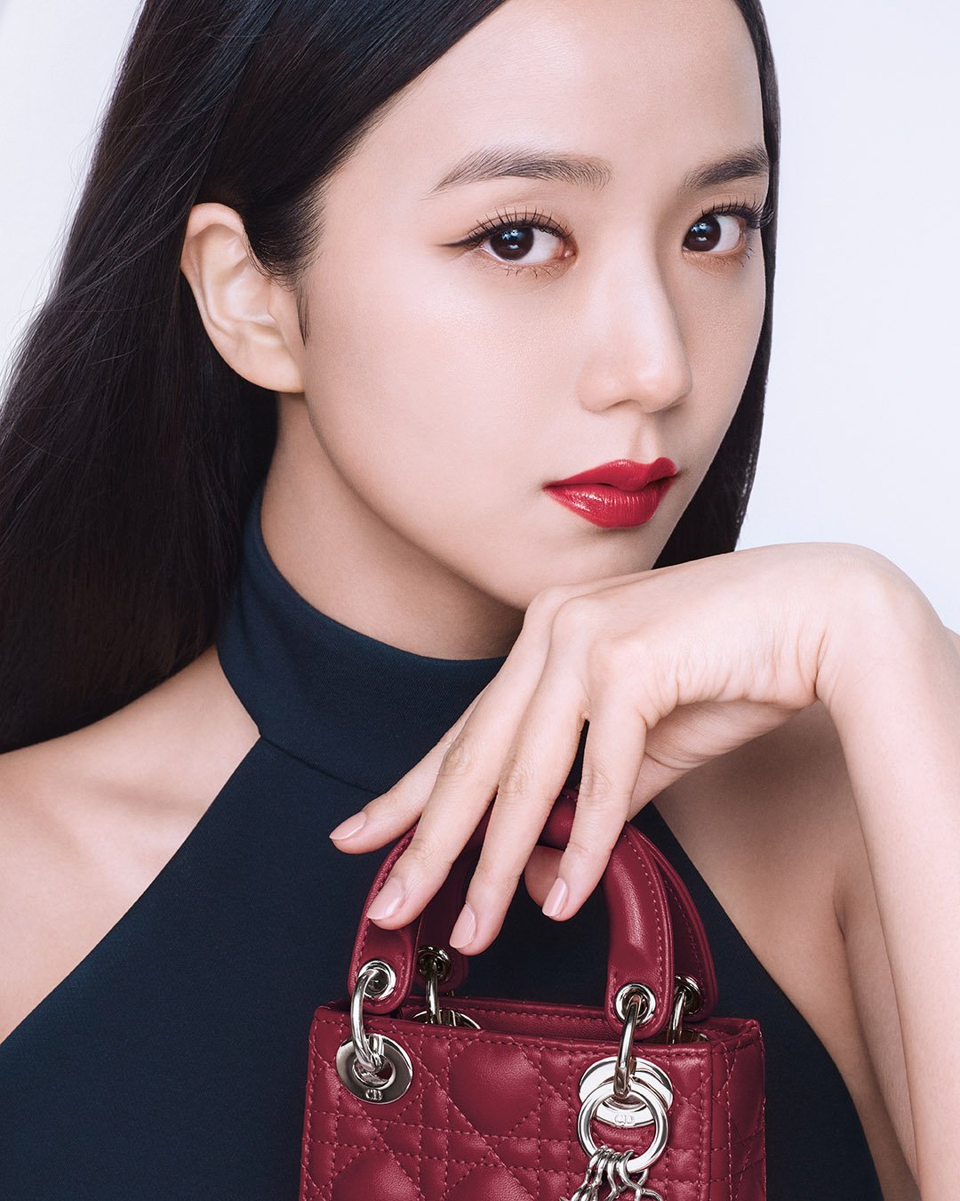 JISOO CHARTS on Twitter: "JISOO occupies the TOP 7 of Dior placement, earned over $9M in MIV in ...