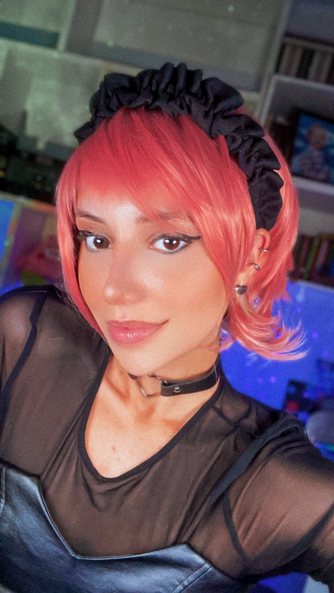 Leticia Paz On Twitter Espinhos Corações Escuros Cabelo Rosa Mina