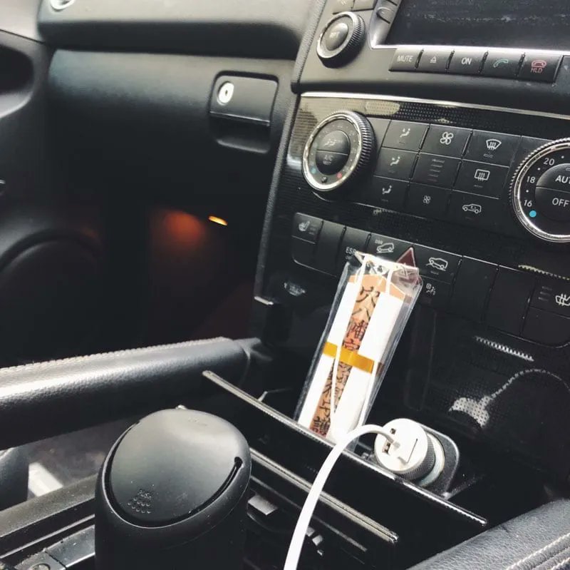 GINZA on Twitter: "GINZAレディの愛車をSNAP。ゆりえさんは〈メルセデス・ベンツ〉ML350 を愛用中。https://ginzamag.com/lifestyle ...