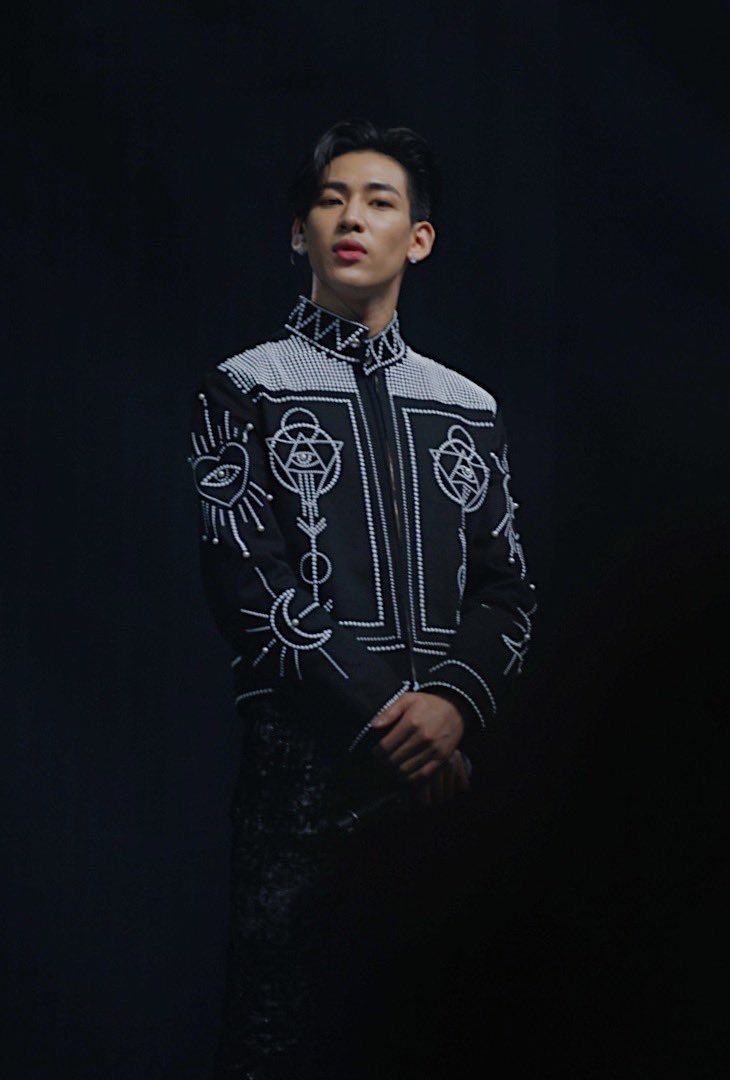 YK on Twitter: "RT @BambamHourly: #뱀뱀 #BamBam @BamBam1A"