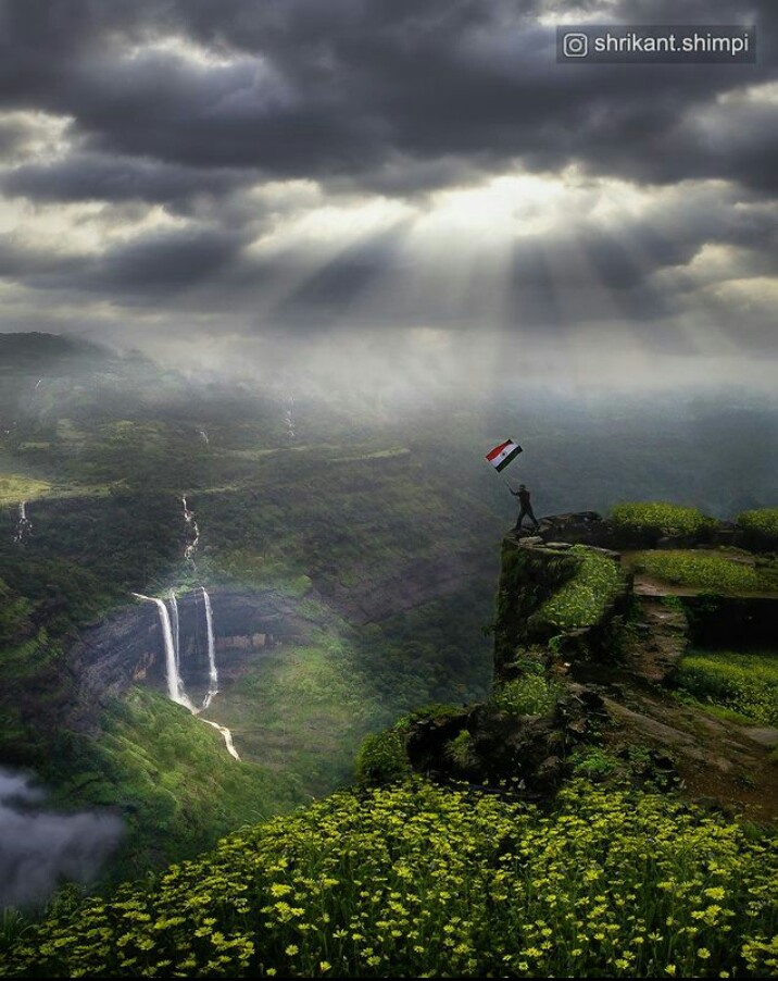 10 Extremely Beautiful Forts in Maharashtra 1. Harihar Fort, Nashik ...
