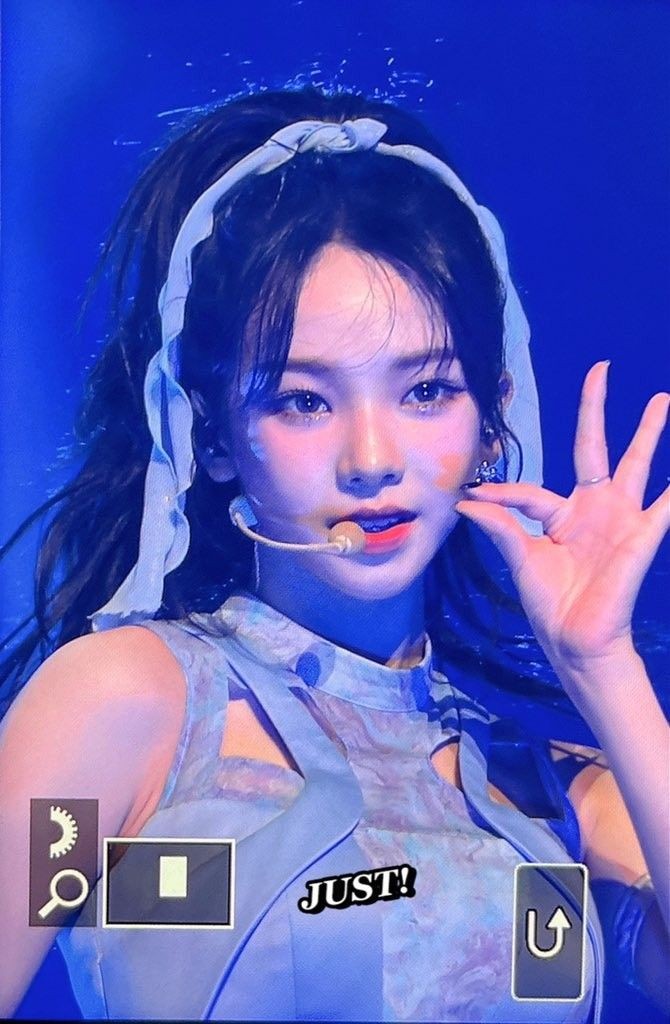 Keeleigh 🌸 on Twitter: "Restarting 💭 ⋆Looking for interactive moots⋆ 🎧Looking for: Dives, bunny ...