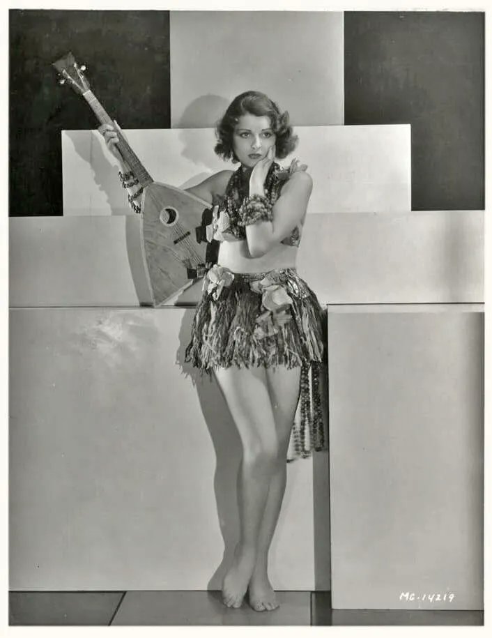 Sluts And Guts On Twitter Lilian Bond 1930s Backintheday