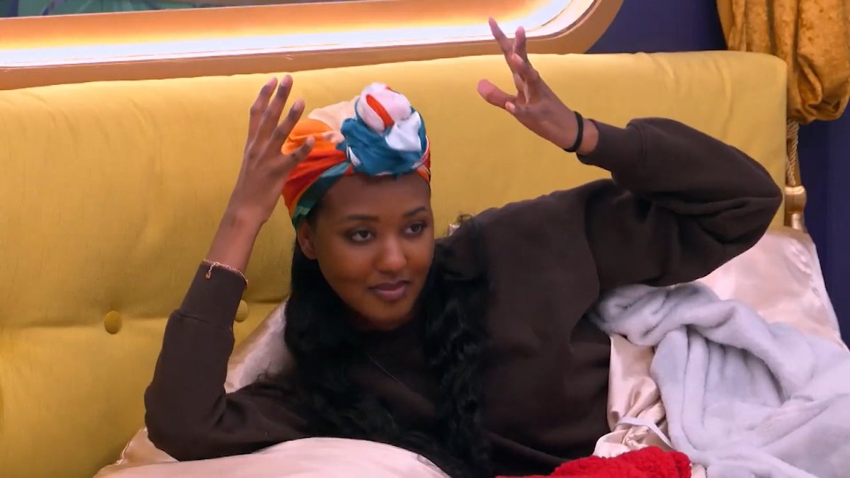 BBXtra on Twitter: "THE CROWN! #bbcan11"