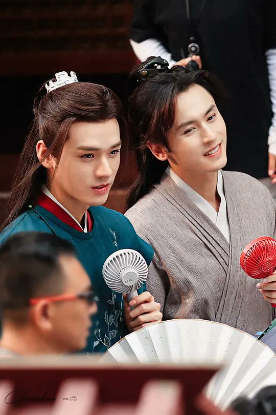 Zhang Zhehan o'Clock on Twitter: "#ZhangZhehan #张哲瀚 #GongJun #龚俊 #LLD #俊哲 #浪浪钉"