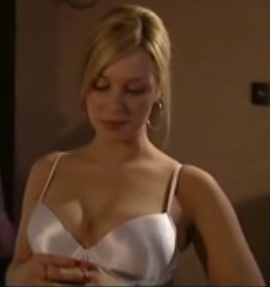 Zoe's feather boa 19K on Twitter: "Gemma Bissix"