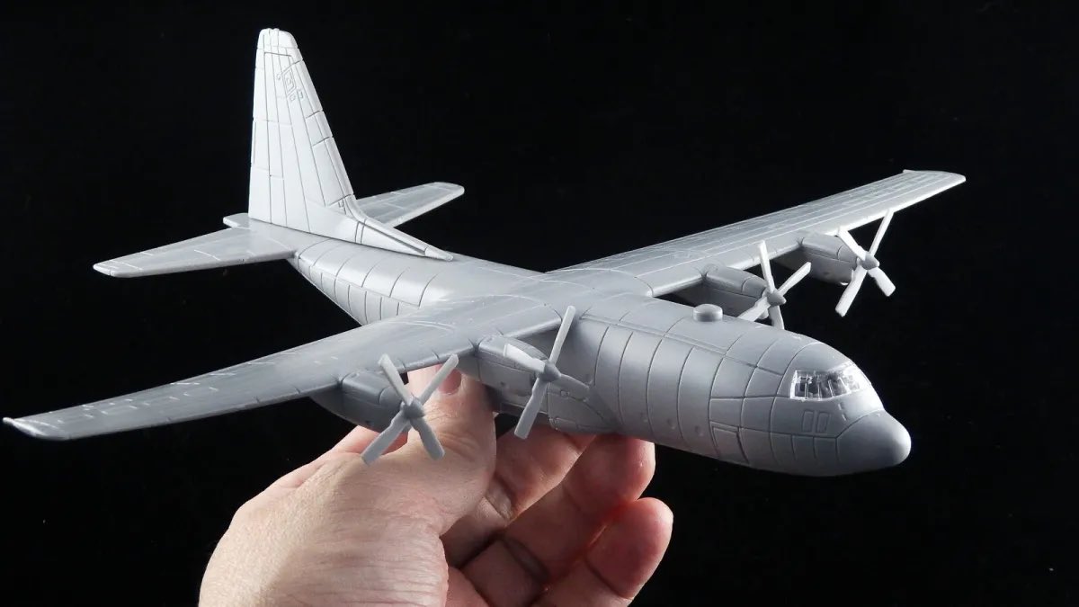 nippper.com on Twitter: "でっかい輸送機をちょうど良いサイズでサクッと作れます！！ 手のひらサイズの「大力神（ハーキュリーズ）」で楽しむ、メイドインチャイナのお手軽 ...