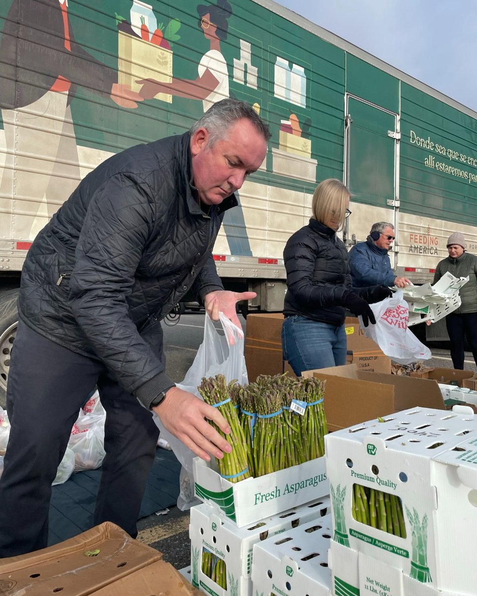 Food Bank Rockies on Twitter: "It's Volunteer Appreciation Month and we want to send a huge ...