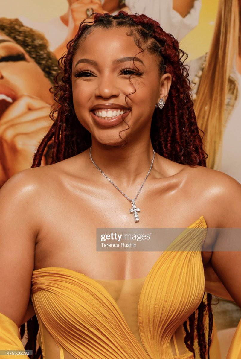 Chlöe X Halle Now 🧜🏽♀️🫀 On Twitter Chlöe Bailey At Praise This