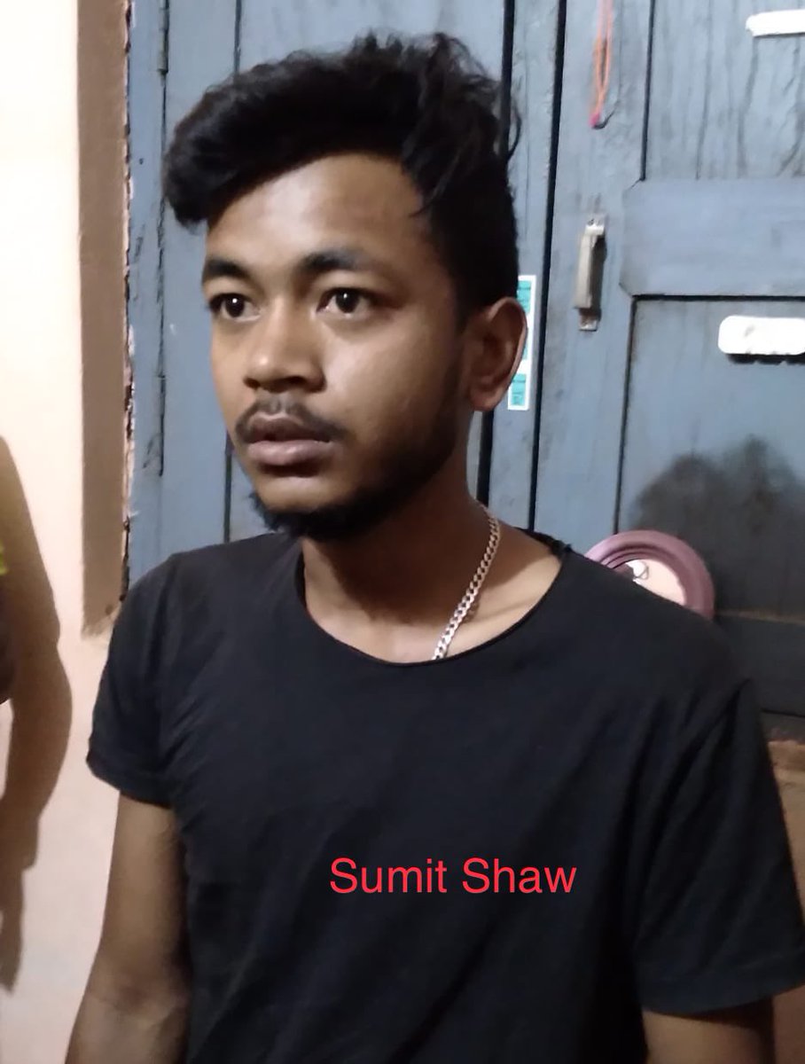 Mohammed Zubair on Twitter: "RT @Tamal0401: #Breaking : Man caught on camera with firearm during ...