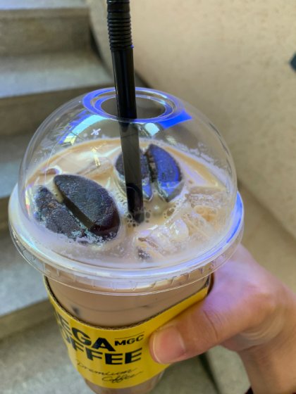 인스티즈 on Twitter: "메가커피 큐브라떼 https://instiz.net/pt/7356601"