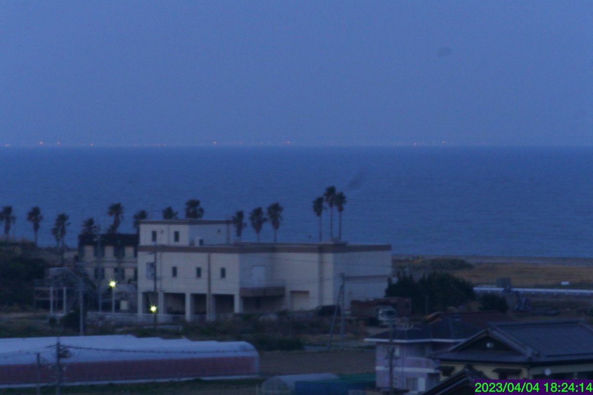 ライブカメ子(@live_cameko) - Twilog