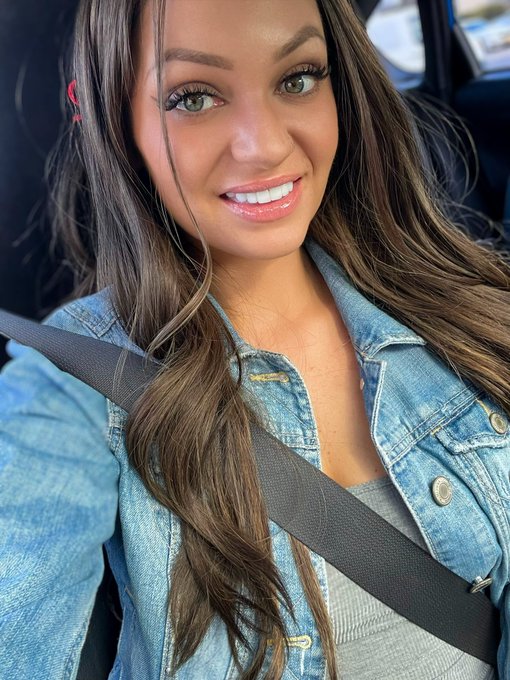 TW Pornstars - Casey Mae. Pictures and videos from Twitter. Page 7