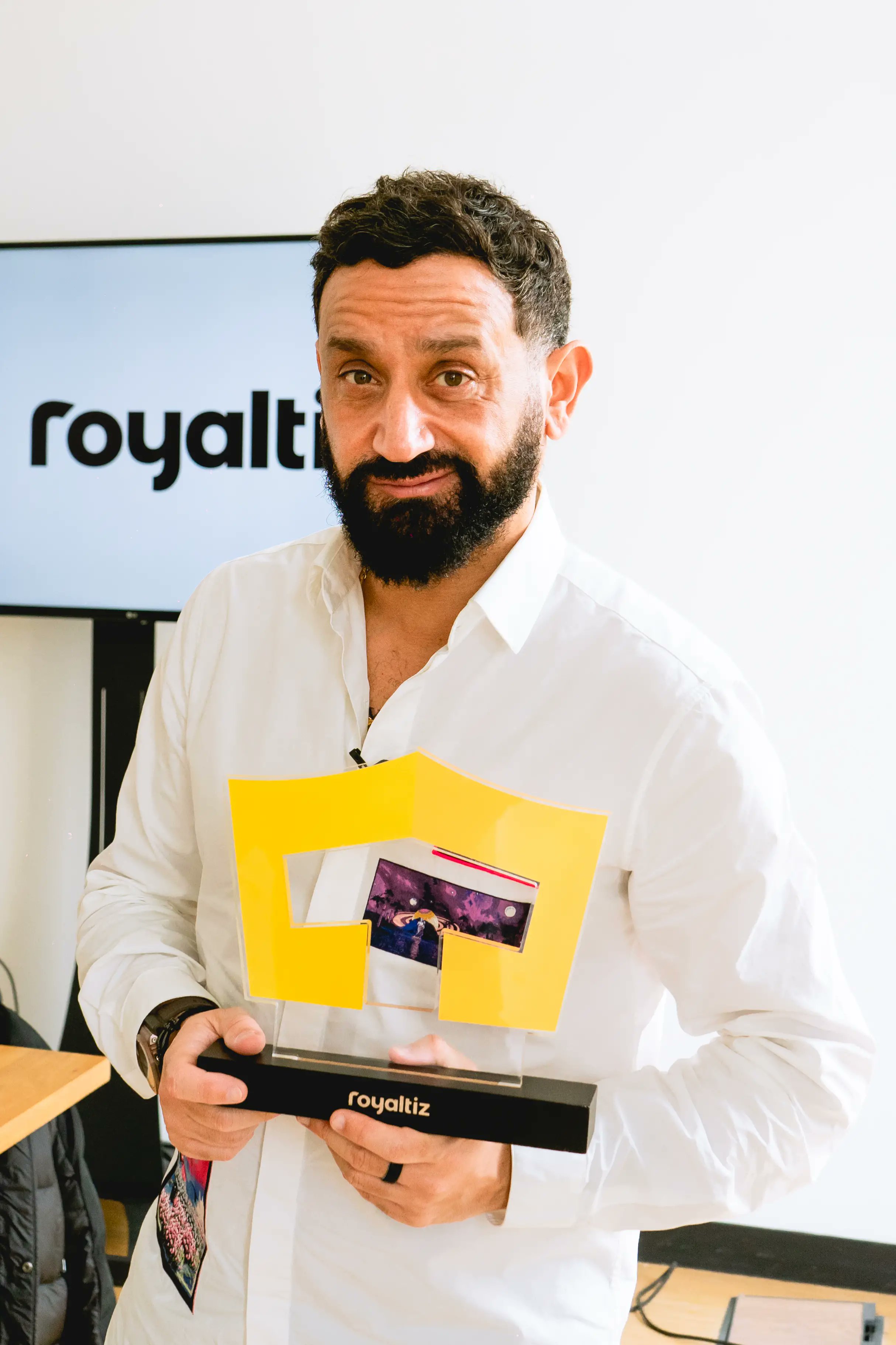 Cyril Hanouna a annoncé son arrivée au capital de la plateforme Royaltiz qui permet d’aider des ...