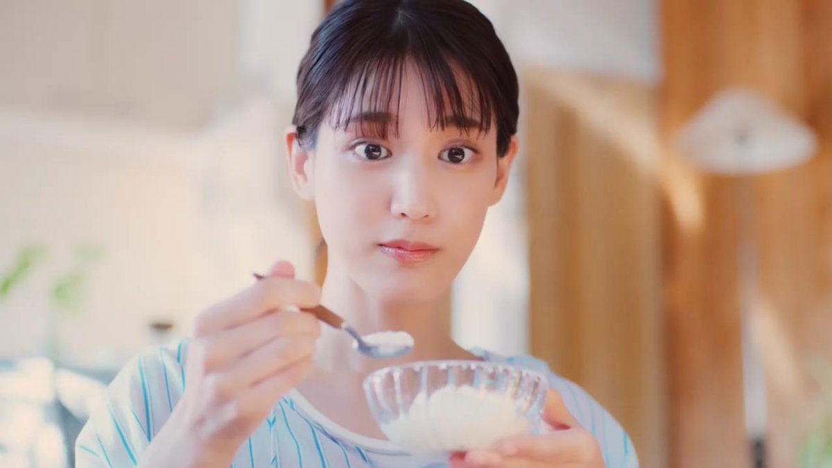 動画NOW on Twitter: "杉野遥亮 が出演する ポッカサッポロ SOYBIO のCM 「朝食に、SOYチャンス！」篇「そのヨーグルト、SOYチャンス！」篇 https ...