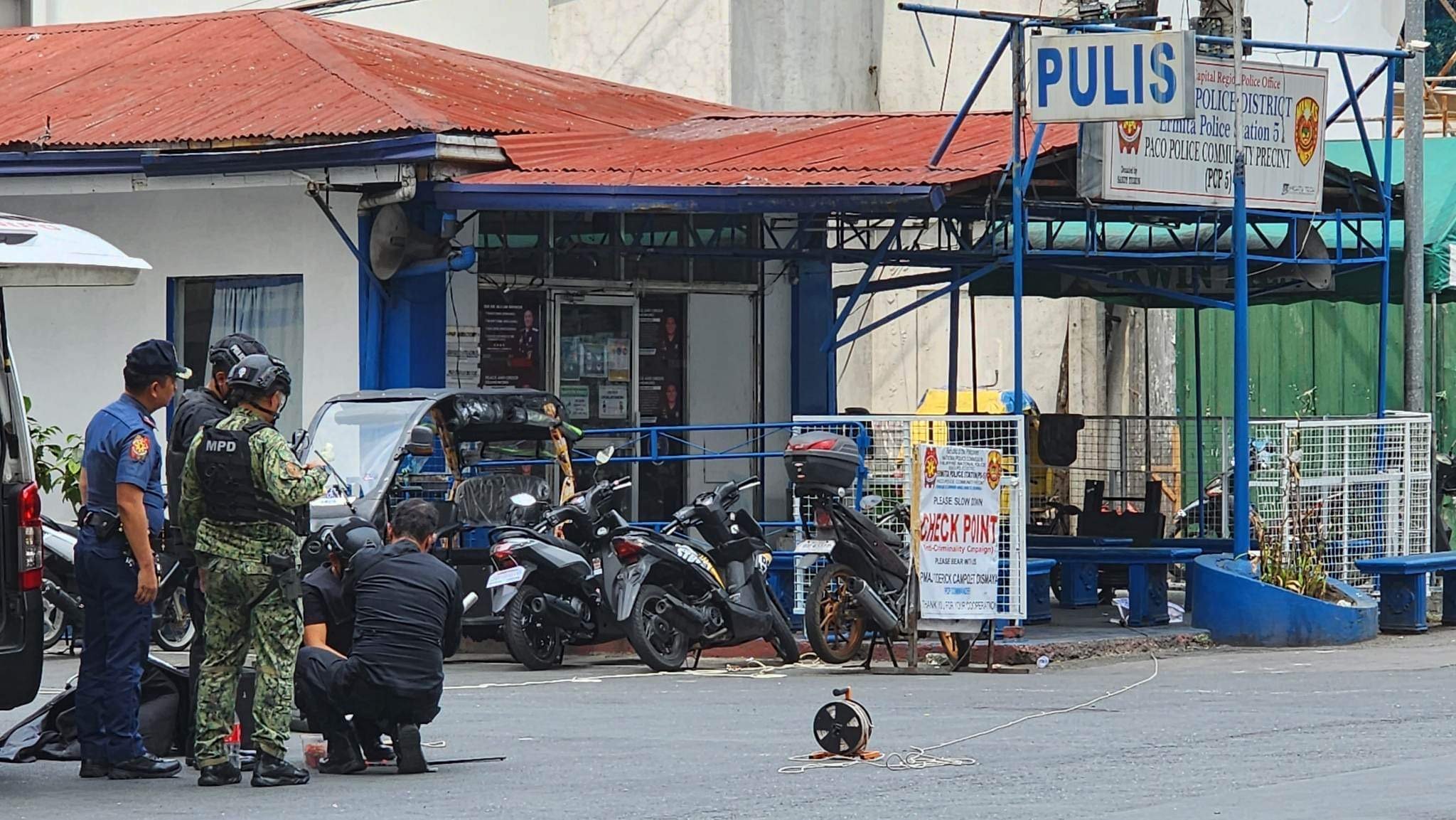 DZBB Super Radyo on Twitter: "UPDATE: Bag na pinaghinalaang naglalaman ng bomba na natagpuan ...