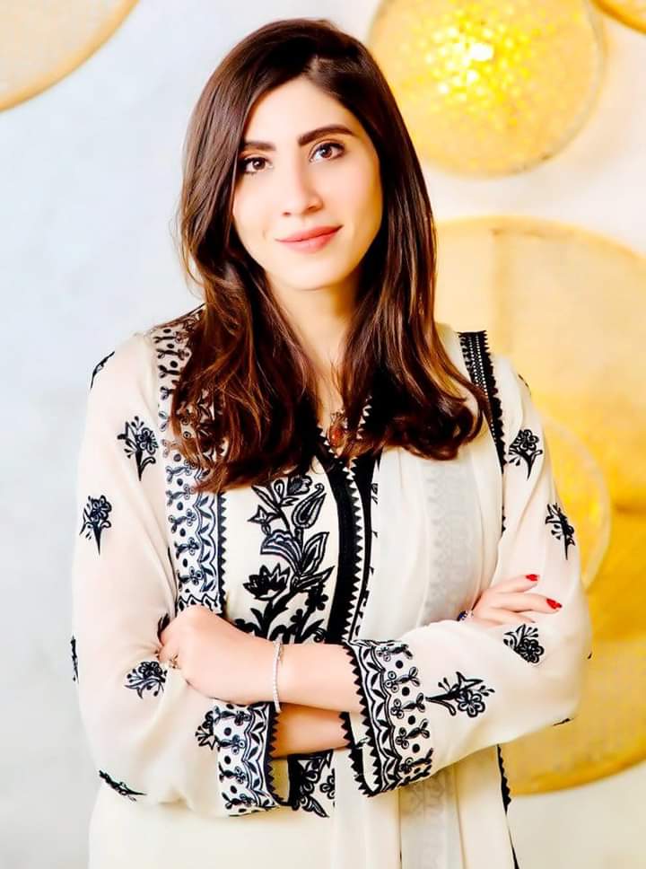 Hina Parvez Butt on Twitter: "🙏🙌"