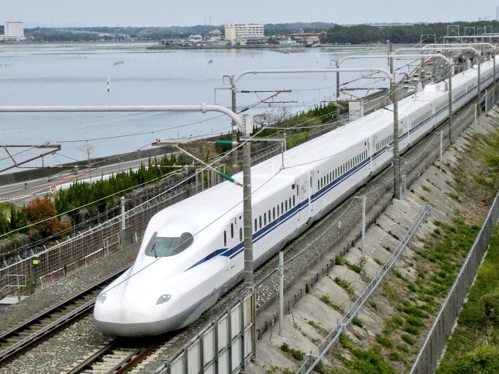 シャオリーノ on Twitter: "今日の撮影から 今日は浜松で試運転のN700Sを撮影 ①② J40編成 昨日公式試運転を済ませた新車 今日は東海道を2往復です 予定通りなら明日は… ③ ...
