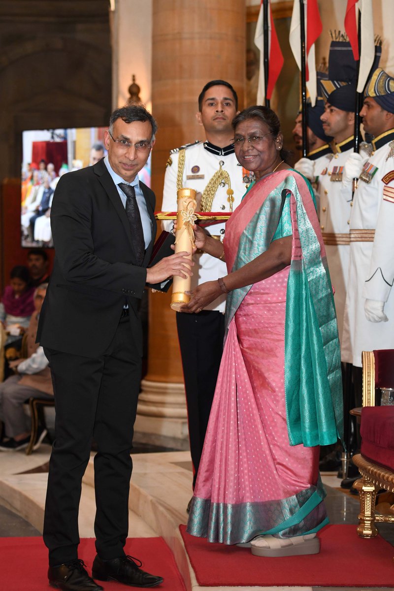 President of India on Twitter: "President Droupadi Murmu presents Padma Vibhushan to Dr Dilip ...