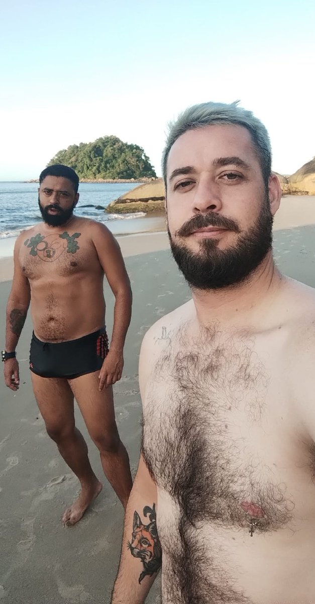 Poh Garbo on Twitter: "RT @S4mueI: beach boys club"