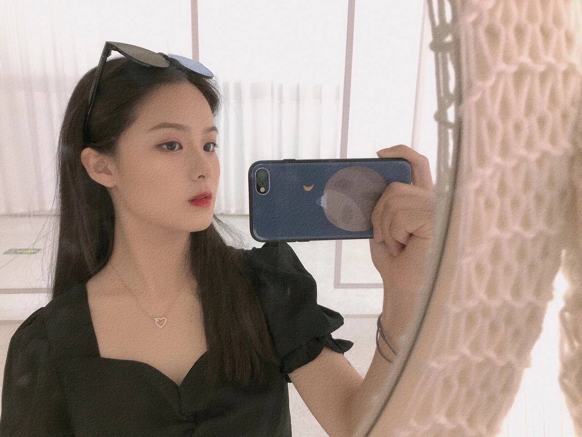 Yuwang On Twitter 真就是个反差贱婊子,装的一副清纯样,实则就是个烂逼臭母狗!