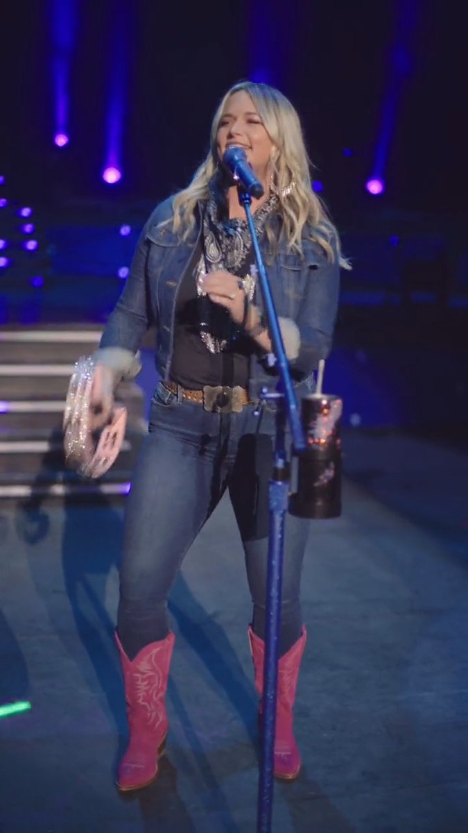 We’re back Vegas! See y’all tonight 🤠 Miranda Lambert @mirandalambert