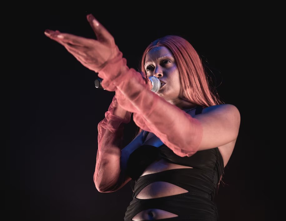 Miss artangels on Twitter: "RT @KelelaBRA: 📸 | “Singing from deep within, Kelela is reaching ...