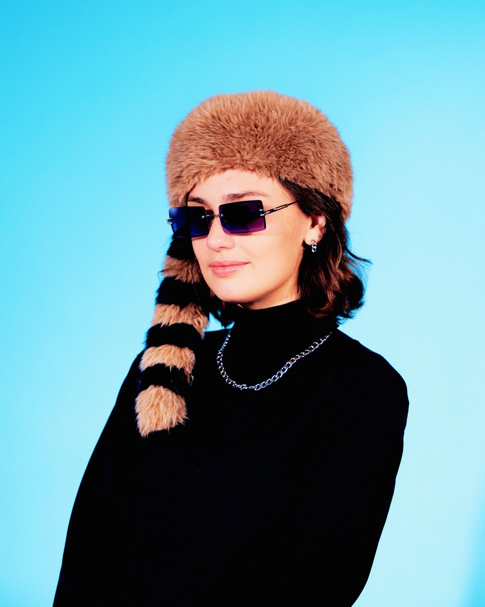 Dev "Picture of the Day" Lemons on Twitter: "MY NEW SONG DIZZY VISION IS OUT NOW!!! Been so ...