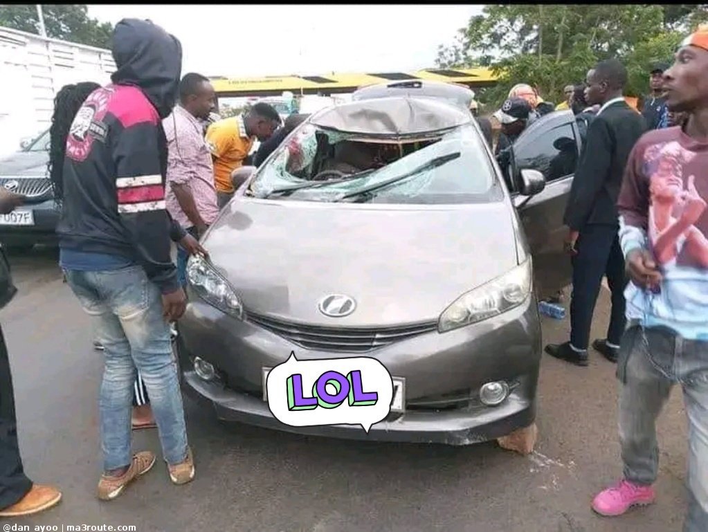 Ma3route On Twitter 09 25 A Psv Driver Parked 14 Seater Matatu Full