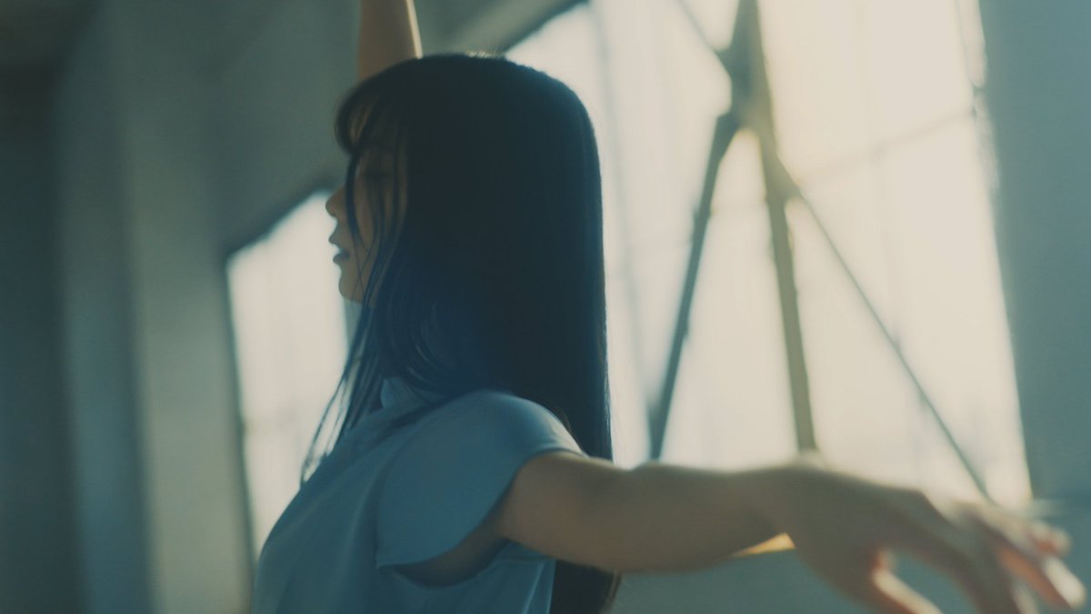 乃木蔵 on Twitter: "RT @hatsudennote: 乃木坂46 32nd 岡本姫奈 個人PV 「僕は今を、」 振付指導させていただきました 監督はいしだももこさん 監督の ...