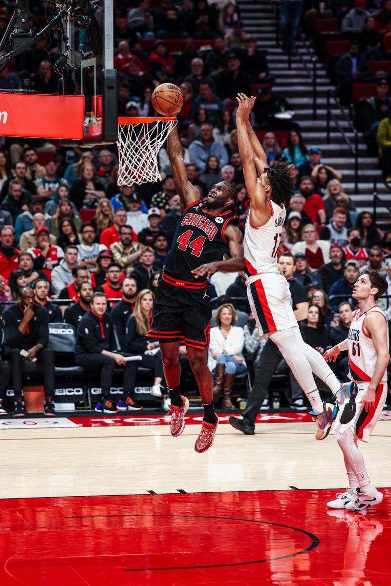 BANG💥 https://t.co/WZxuo5xhvV Chicago Bulls @chicagobulls