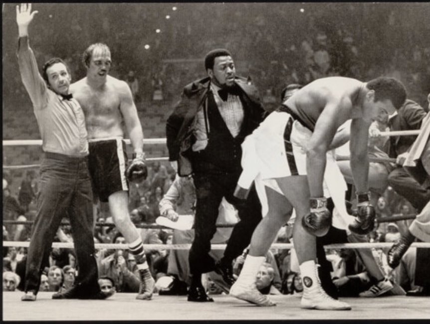 Darren Rovell on Twitter: "This night in 1975: Huge underdog Chuck Wepner becomes only the 4th ...