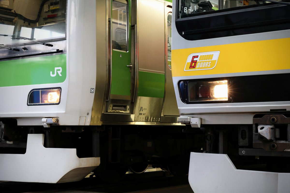 yokota4839 on Twitter: "RT @sibori20: 2023.3.25 鉄道開業150年記念 E231 系撮影会 in 三鷹車両センター サプライズながら見事に復刻され ...