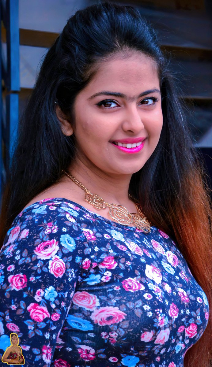 Actress Gallery 😘 on Twitter: "RT @Trisha_Fanatic: Bulky Babe🫶💜💙 #AvikaGor @ThalaSudharsa20 ...