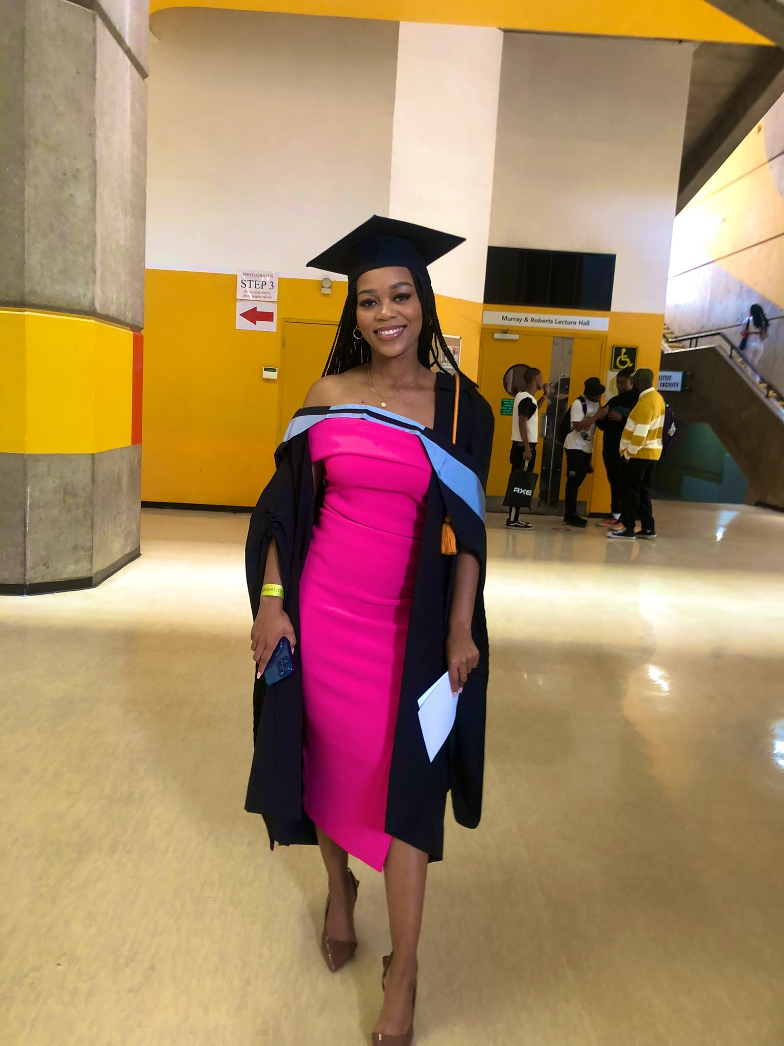 ruqaya (@curly_qaya) / Twitter